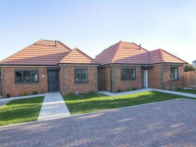 3 Bedroom Bungalow For Sale In Welling