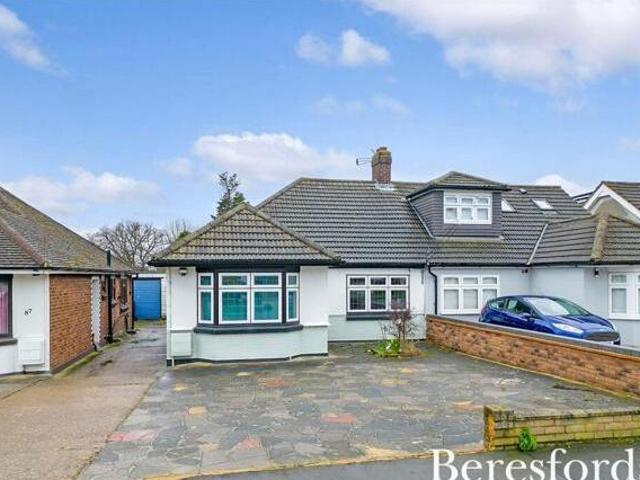 3 Bedroom Bungalow For Sale In West Horndon
