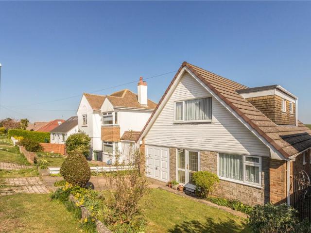 4 bedroom bungalow for sale in Westmeston Avenue, Saltdean, BN2
