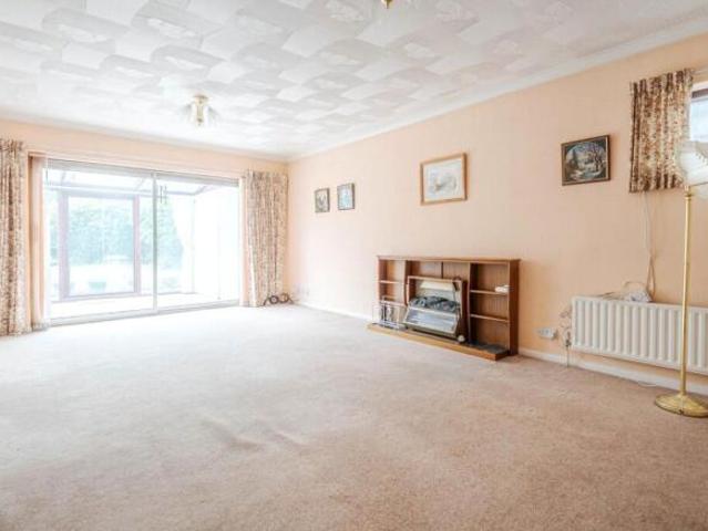3 bedroom bungalow for sale in Windmill Hill Drive, Bletchley, MK3
