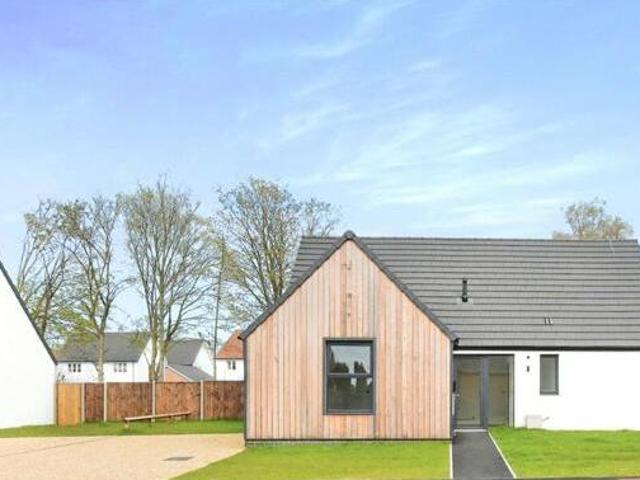 3 Bedroom Bungalow For Sale In Wymondham, Norfolk