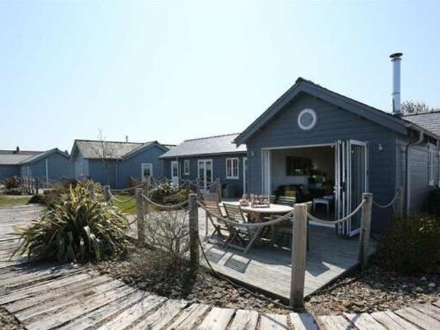 3 Bedroom Bungalow For Sale In The Bay