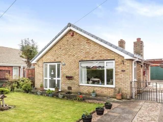 3 bedroom bungalow for sale in The Crescent Holtonleclay DN36 DN36