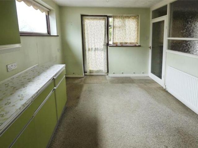 3 bedroom bungalow for sale in Thorndon Avenue, West Horndon, Brentwood, Essex, CM13