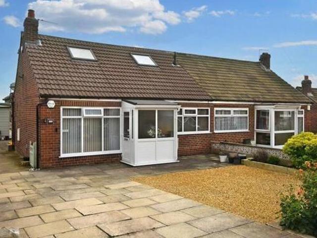 3 Bedroom Bungalow For Sale In Tingley, Wakefield