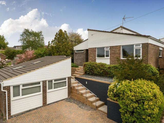 3 bedroom detached house for sale in Treble Close, Winchester, Hampshire, SO22