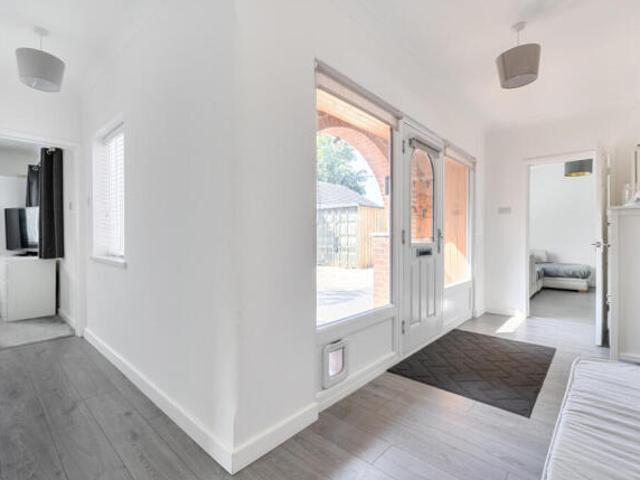 3 bedroom bungalow for sale in Valentine Avenue, Sholing, Southampton, Hampshire, SO19