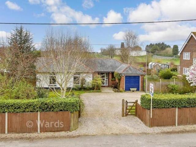 3 Bedroom Bungalow Faversham Kent 100917871