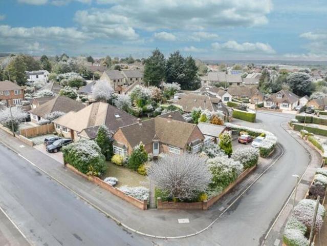 3 Bedroom Bungalow Faringdon Oxfordshire LS98434497