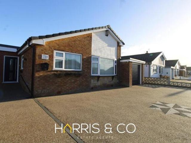 3 Bedroom Bungalow Fleetwood Lancashire 99092745