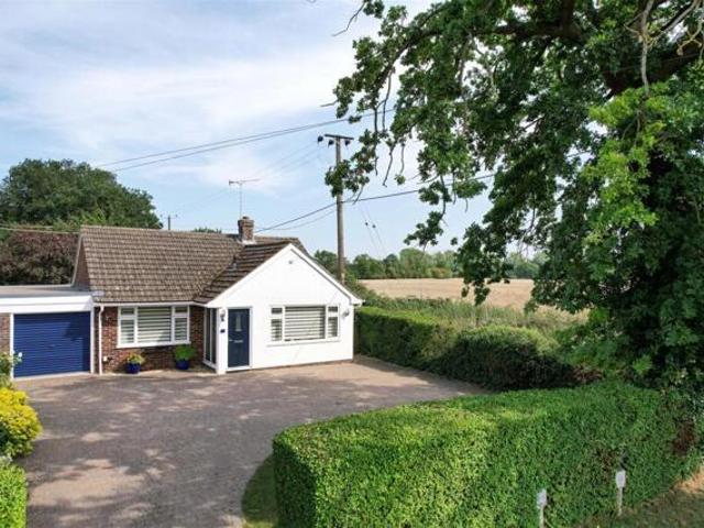 3 Bedroom Bungalow Kennett Kennett LS99608117