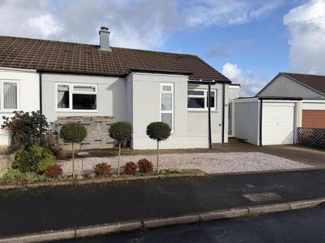 3 Bedroom Bungalow Kingsteignton Kingsteignton LS101168551