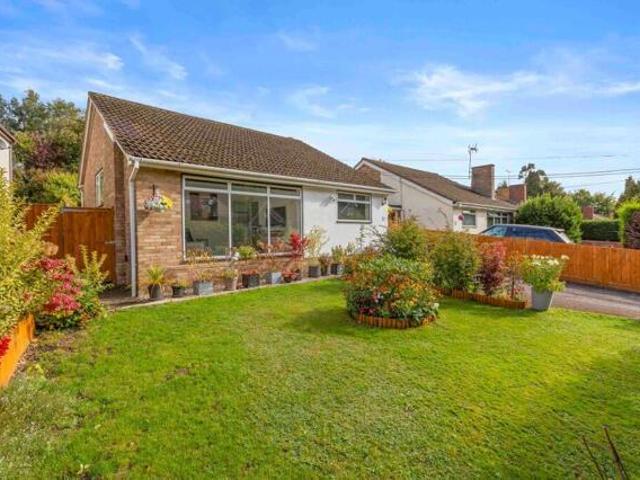 3 Bedroom Bungalow Hazlemere Buckinghamshire LS100024228