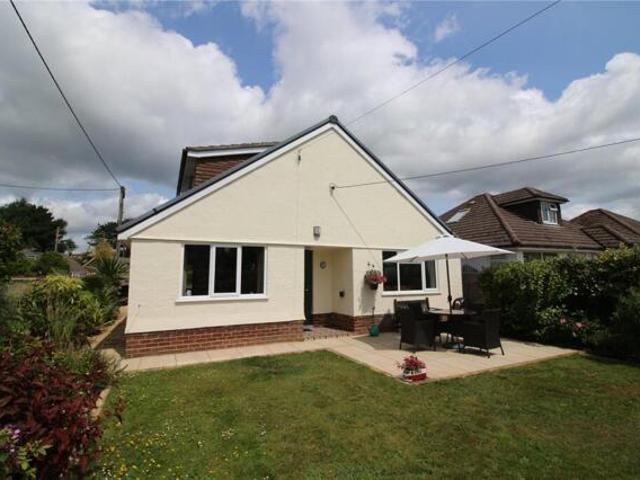 3 Bedroom Bungalow Hampshire Hampshire 98154207