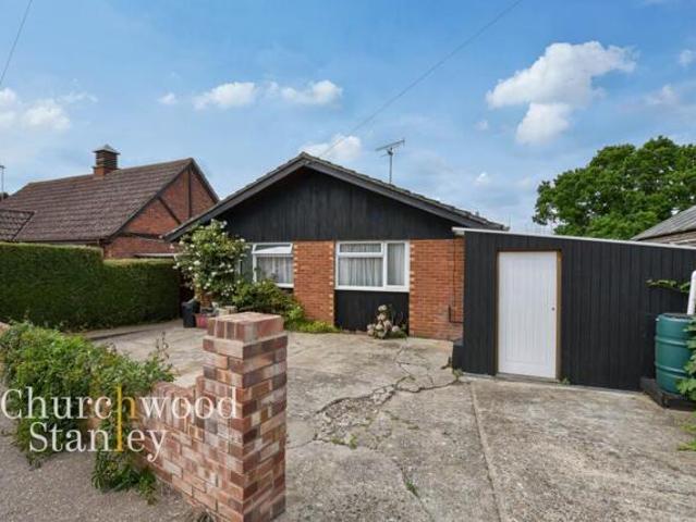 3 Bedroom Bungalow Harwich Essex LS100398289