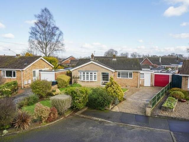 3 Bedroom Bungalow Hethersett Hethersett 99773447