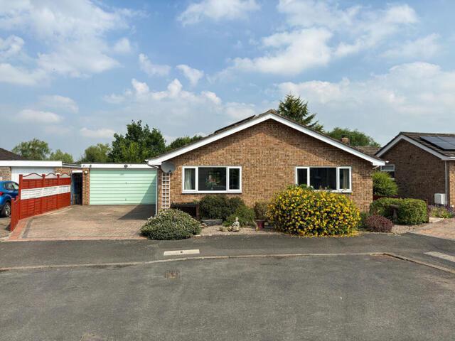 3 Bedroom Bungalow Hereford Herefordshire 94999800