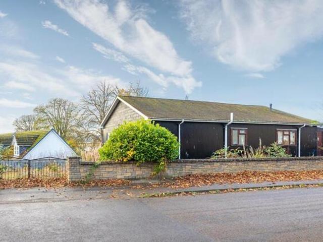 3 Bedroom Bungalow Highland Highland IV25 3LA 85819873