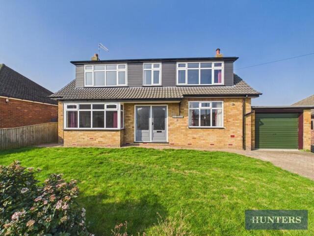3 Bedroom Bungalow Hunmanby North Yorkshire 101675579