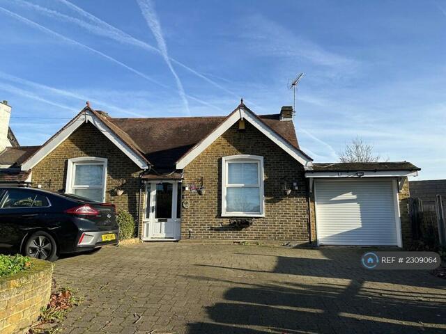 3 Bedroom Bungalow Londres Great London DA17 86154173