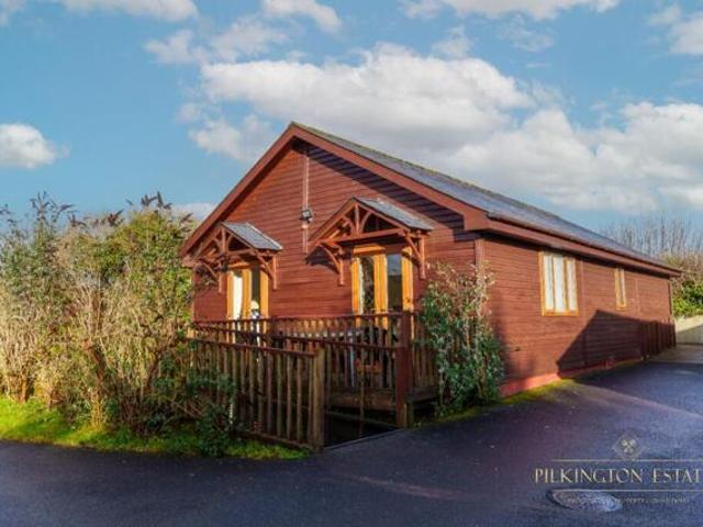 3 Bedroom Bungalow Looe Cornwall 100456485
