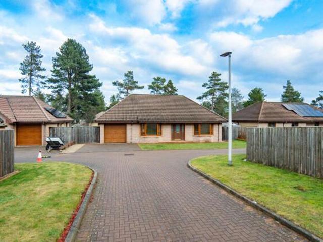 3 Bedroom Bungalow Lossiemouth Moray LS101677129