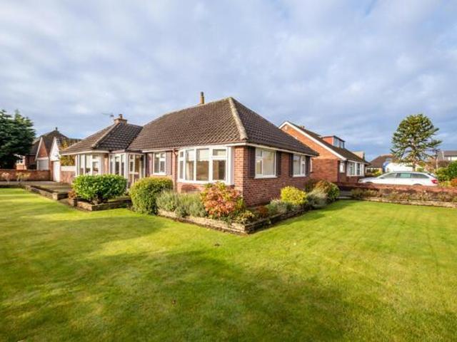 3 Bedroom Bungalow Lancs Lancashire LS88915462