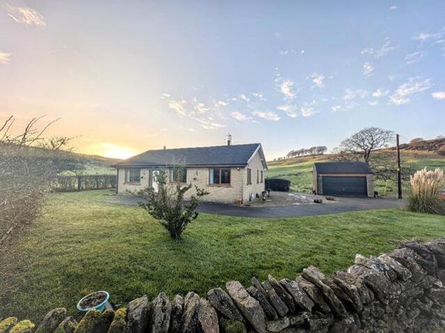 3 Bedroom Bungalow Lancs Lancashire LS99092366
