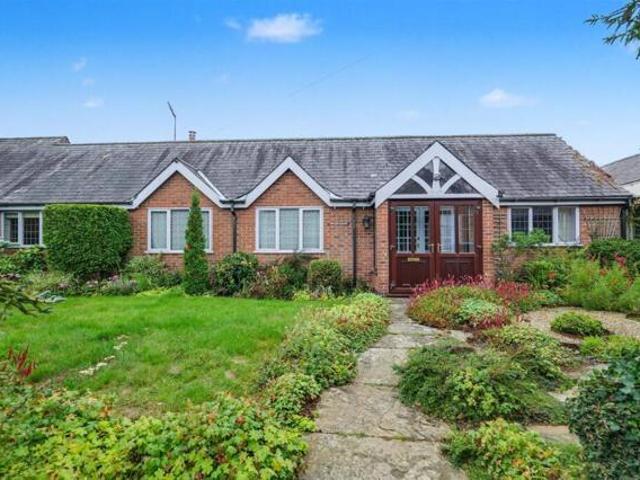 3 Bedroom Bungalow Leicestershire Leicestershire 98612253