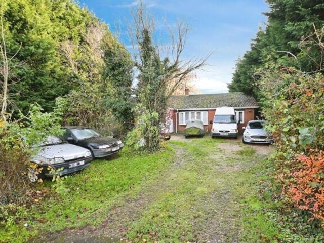 3 Bedroom Bungalow Lincolnshire Lincolnshire 100825024