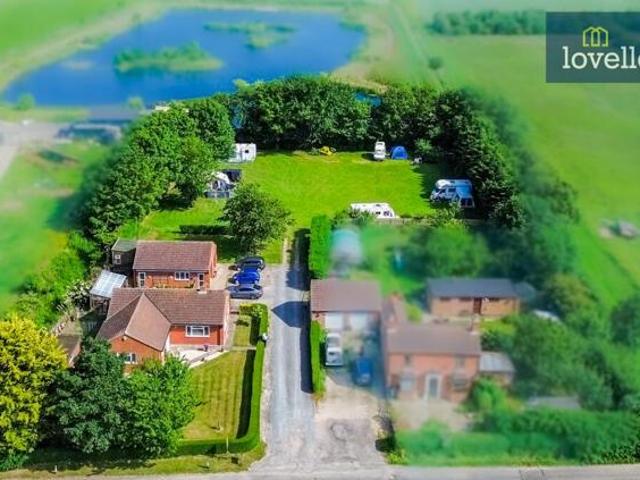 3 Bedroom Bungalow Lincolnshire Lincolnshire LS101352060