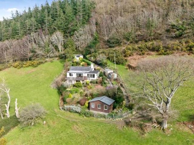 3 Bedroom Bungalow Llanrwst Llanrwst LS101931388