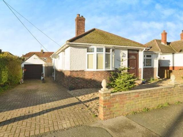 3 Bedroom Bungalow Lydd Kent 88383666