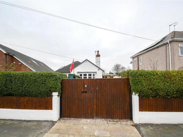 3 Bedroom Bungalow Moreton Dorset 100425972