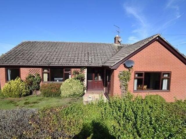 3 Bedroom Bungalow Market Drayton Shropshire 101676036