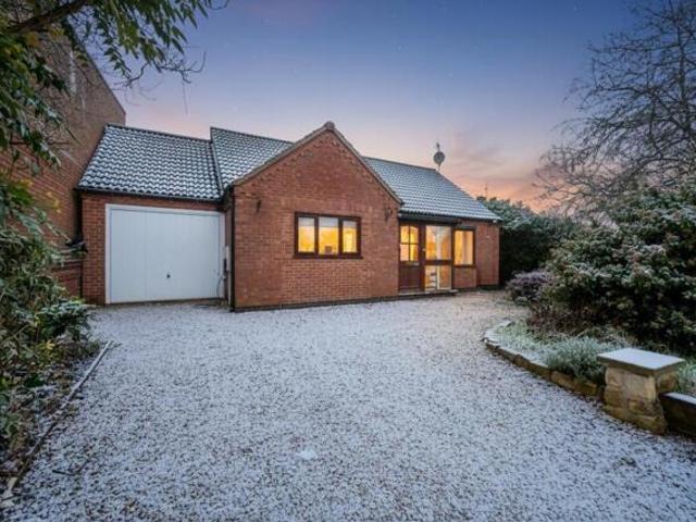 3 Bedroom Bungalow Melton Mowbray Leicestershire 98477216