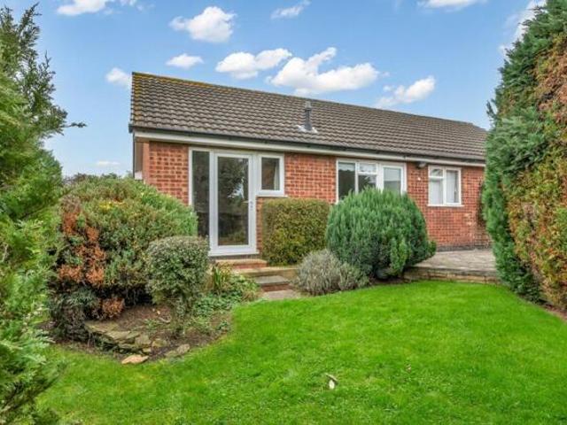 3 Bedroom Bungalow Melton Mowbray Leicestershire LE13 1TR 86454819