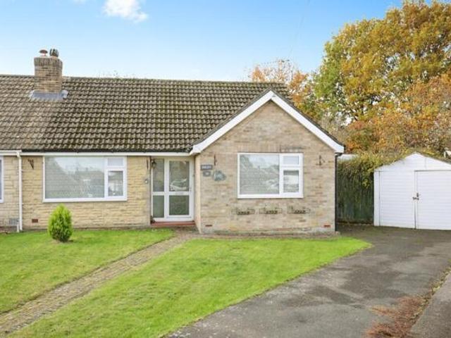 3 Bedroom Bungalow Middleton Cheney Middleton Cheney LS98335820