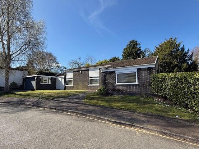3 Bedroom Bungalow Norwich Norfolk LS90056915