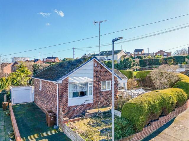 3 Bedroom Bungalow North Yorkshire North Yorkshire LS100578813