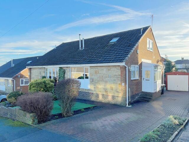 3 Bedroom Bungalow North Yorkshire Bradford LS99290358