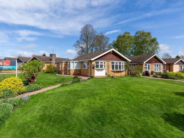 3 Bedroom Bungalow North Yorkshire York LS101777740