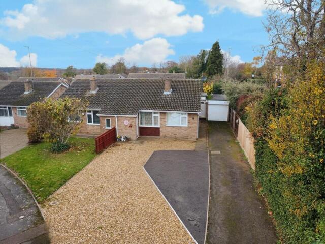 3 Bedroom Bungalow Northampton Northamptonshire LS101059706