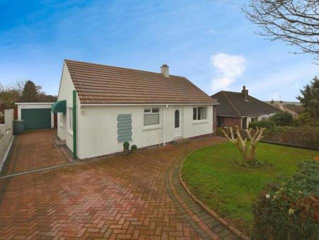 3 Bedroom Bungalow Newton Abbot Devon LS99688578