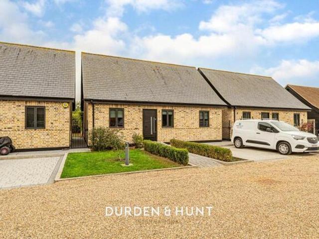 3 Bedroom Bungalow South Ockendon Thurrock 98687731