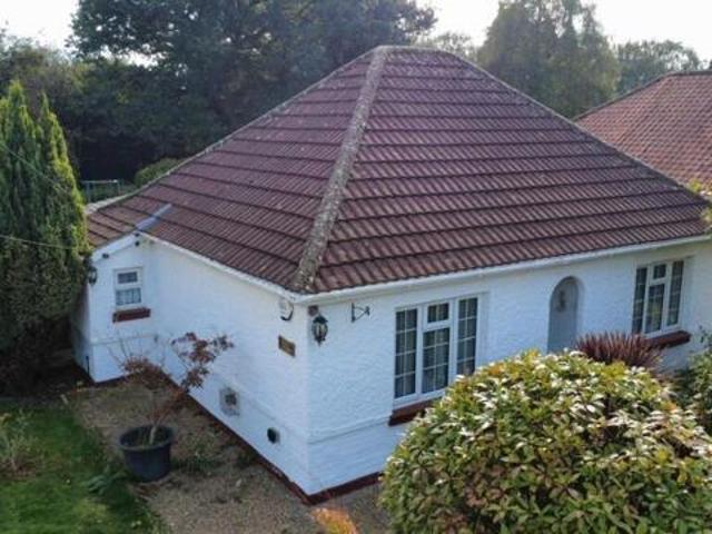 3 Bedroom Bungalow Southampton Hampshire 99840183