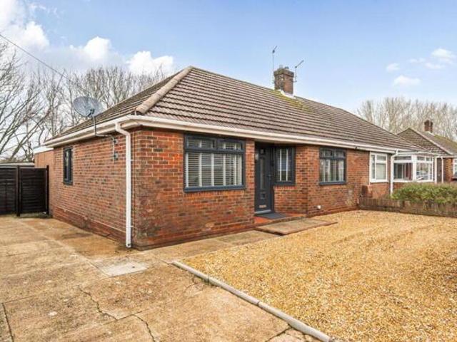 3 Bedroom Bungalow Southampton Southampton 98864737