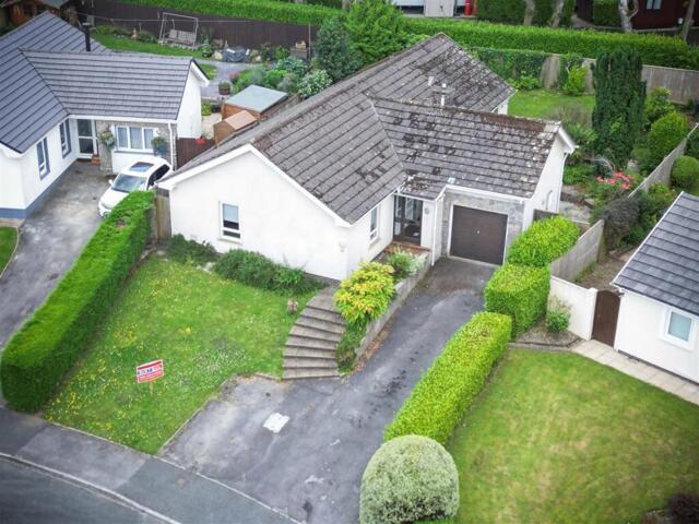 3 Bedroom Bungalow Saundersfoot Pembrokeshire 98503680