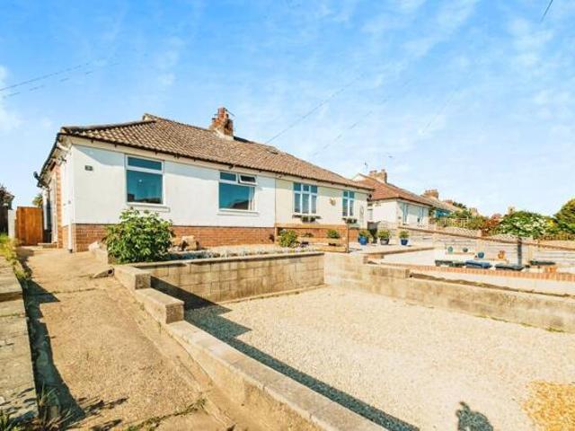 3 Bedroom Bungalow Shoreham West Sussex LS101060175