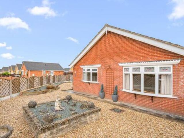 3 Bedroom Bungalow Skegness Lincolnshire LS100456379